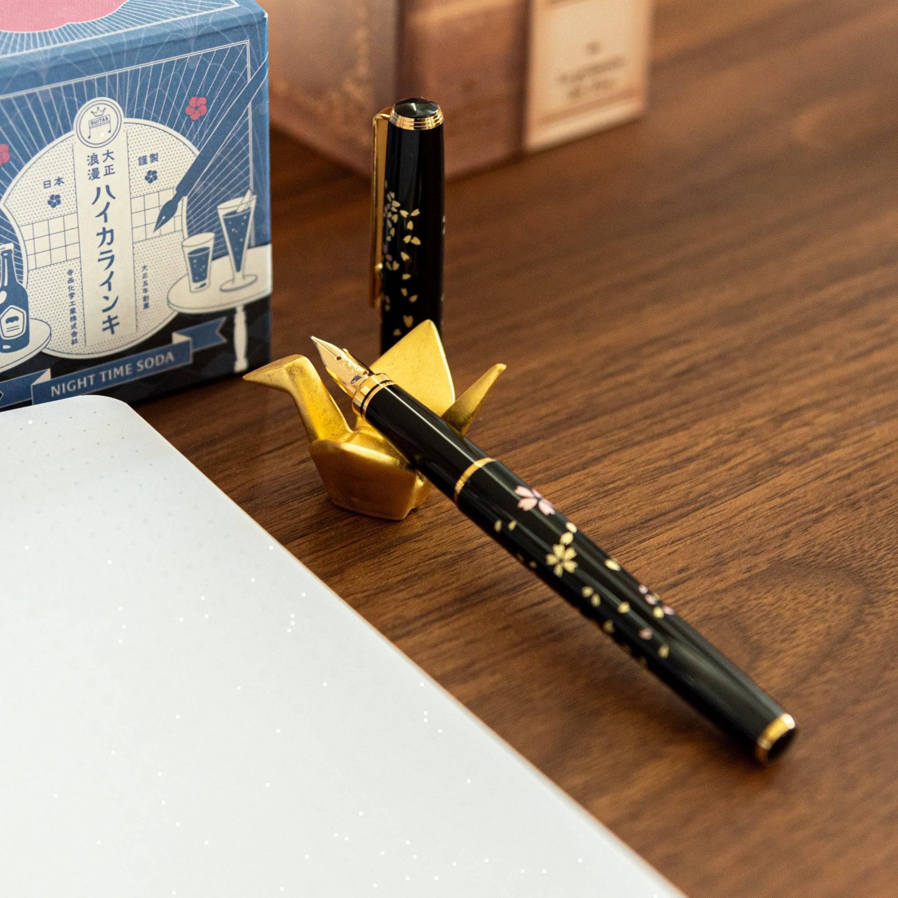 Auspicious Gold Leaf Crane Pen Rests - Hakuichi - Japanese Stationery Store